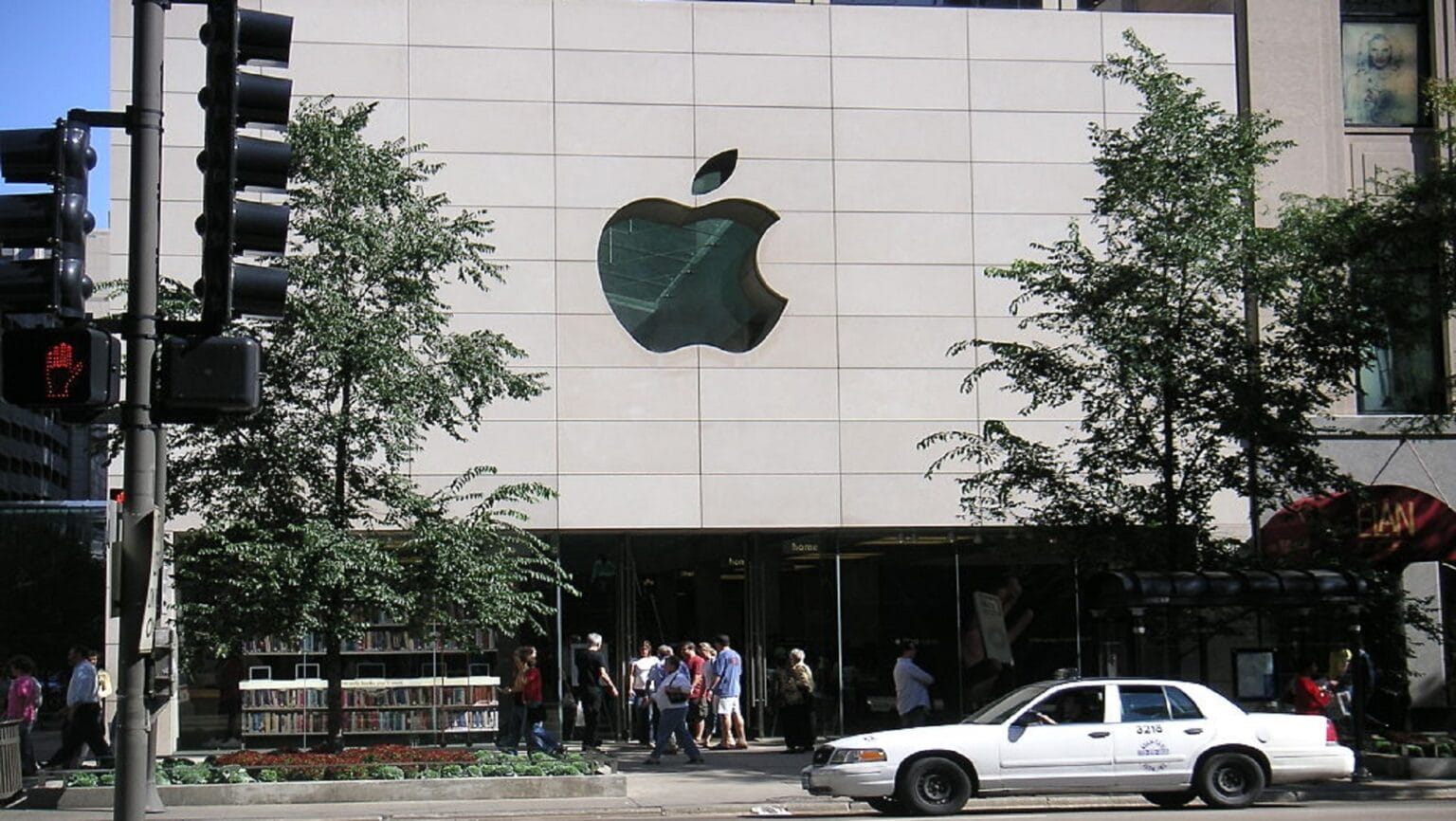 Historia de APPLE 【 Inicios ⊛ Datos ⊛ Curiosidades