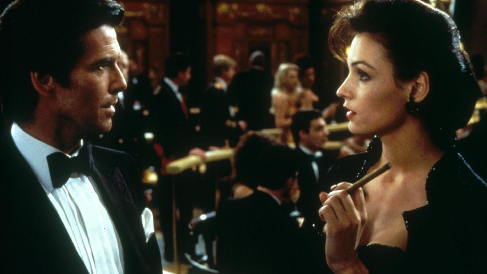 James Bond con Pierce Brosnan: Acción, estilo y modernidad
